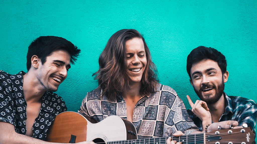 Where is Kobi?: «Los grupos grandes deben dar apoyo a los emergentes ...